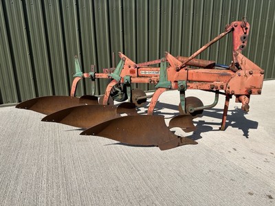 Kverneland Plough, 3 Furrow Match Plough Conventional Plough, Hydraulic ...