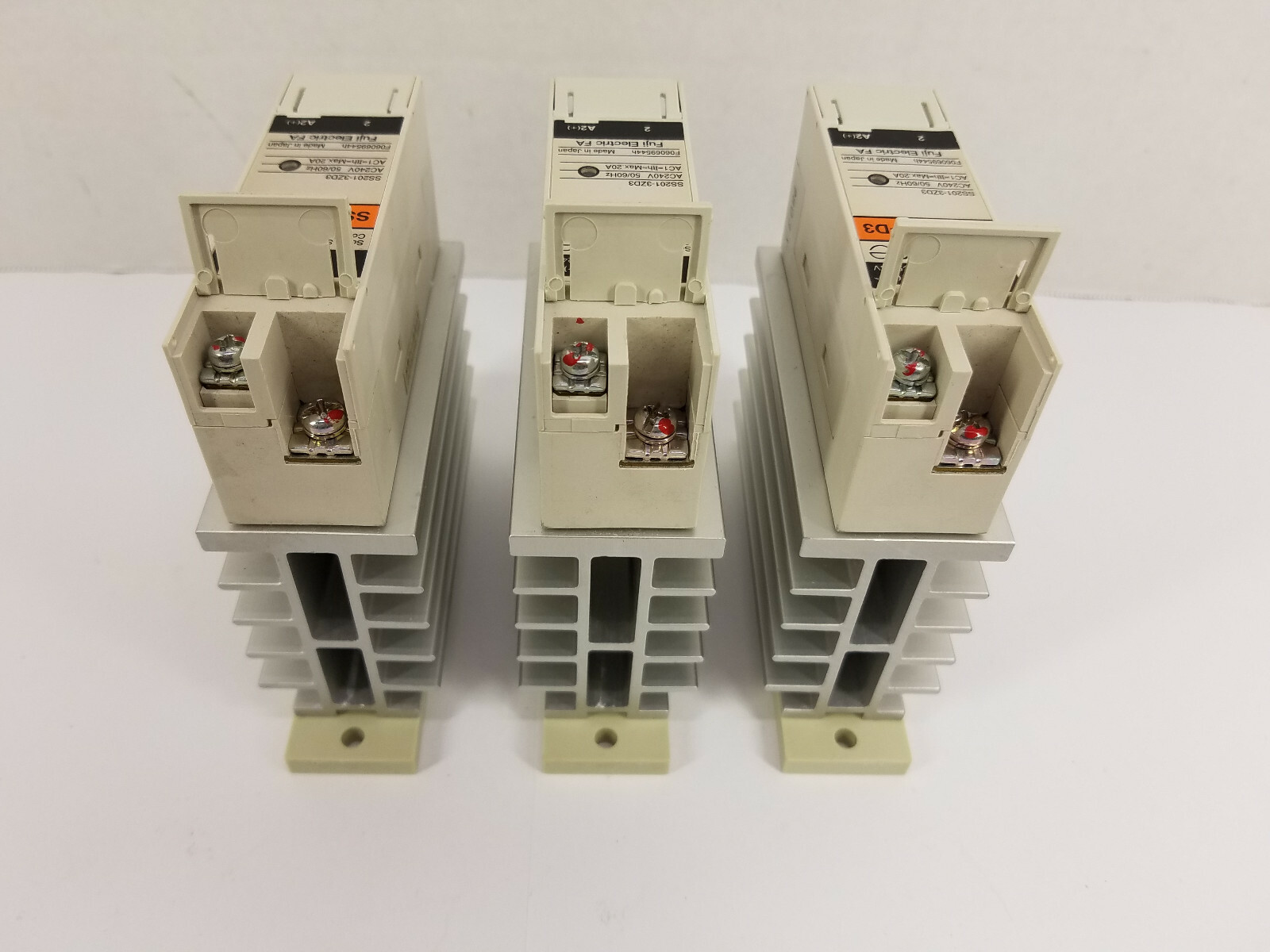 (3) Fuji Electric SS201-3Z-D3 Solid State Contactor 240VAC, 1Ø, 20A ...