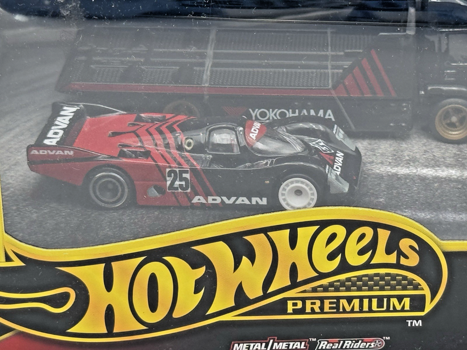 Hot Wheels Premium Advan 4 Car Box Set - 1:64 Diecast Real Riders ...