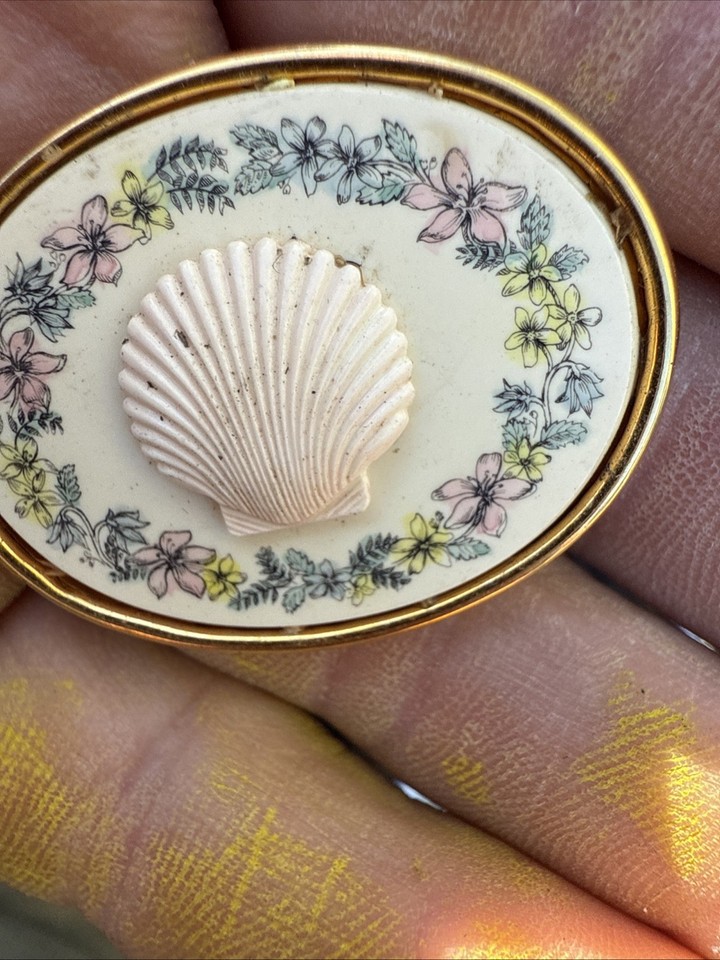 Barlow Floral Bouquet Pansies w sea shell Etched Painted Brooch ...