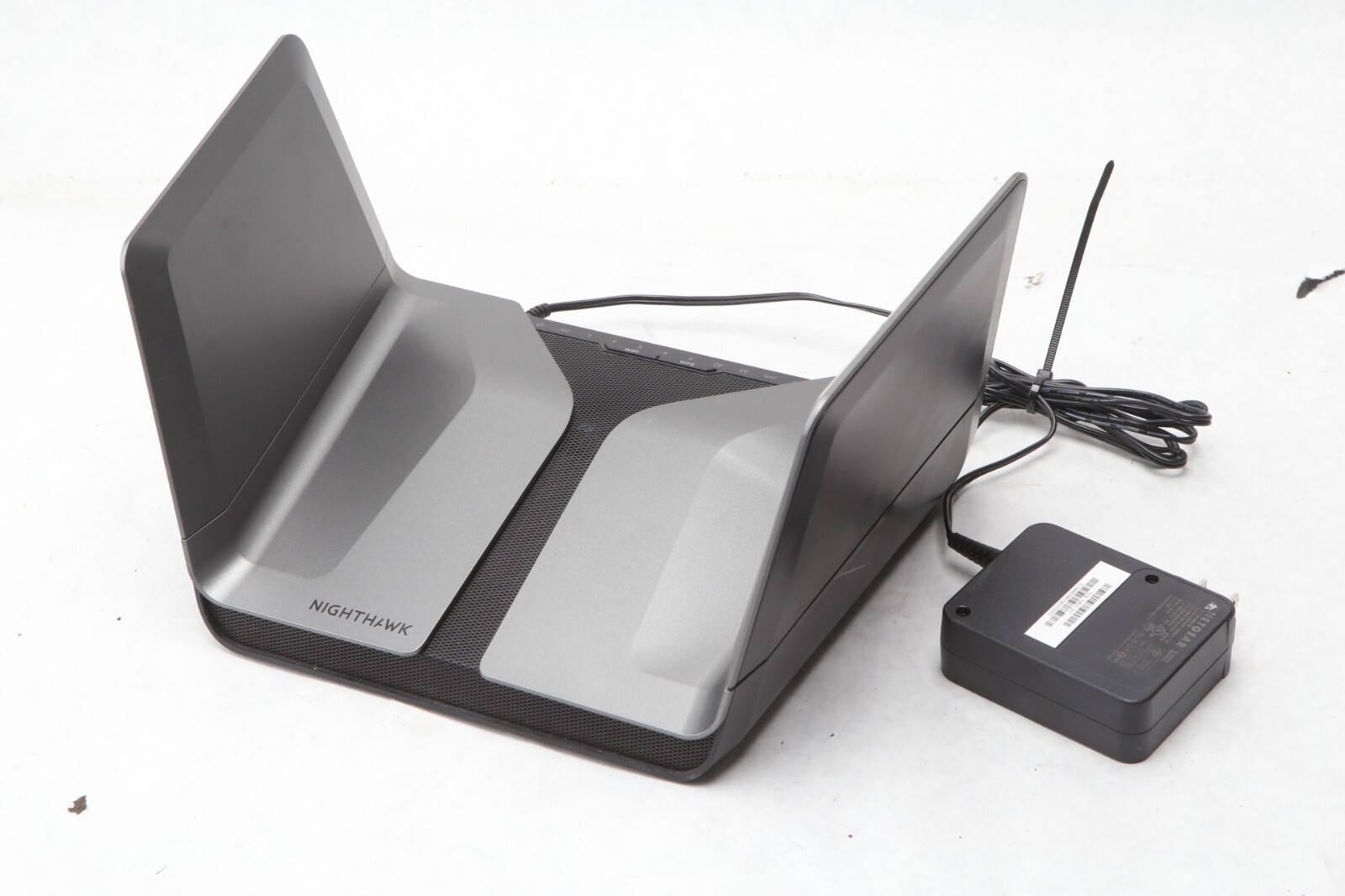 Netgear Nighthawk AX8 Tri-Band 8-Stream AX6000 WiFi 6 Router RAX78 B33 ...