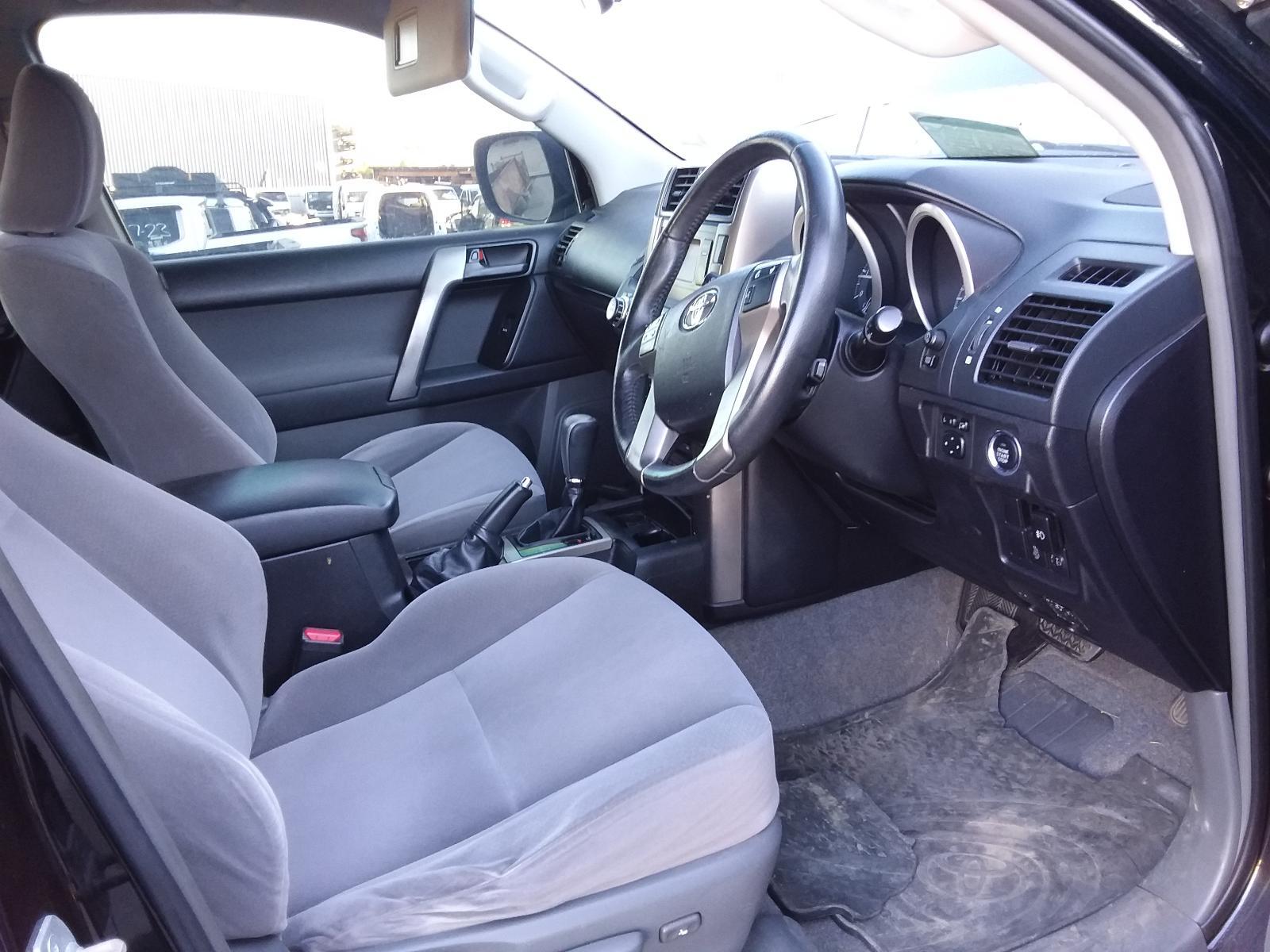 TOYOTA PRADO STEREO/HEAD UNIT SINGLE DISC CD PLAYER (P/N ON FACE P2867 ...