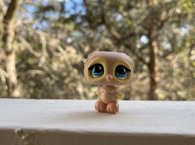 {Littlest Pet Shop} LPS #674 Owl Bird Creme Yellow Teardrop Eyes ...