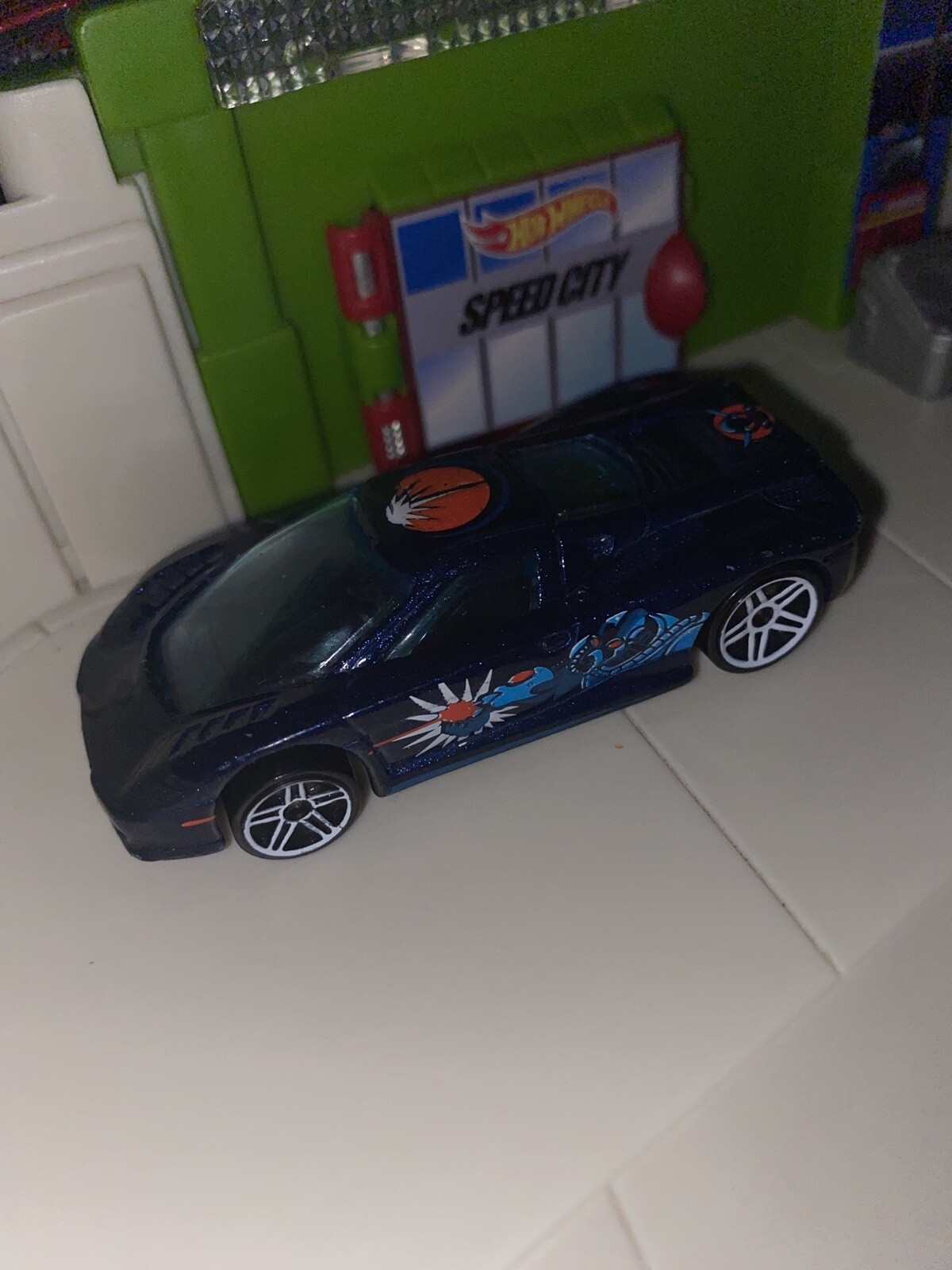 Hot Wheels Lot Of 2- 2001 B Engineering Edonis Red & Blue 1:64 Scale ...