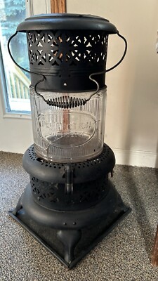 Perfection No. 1525 Kerosene Heater With Pyrex Glass Globe Is Cracked ...