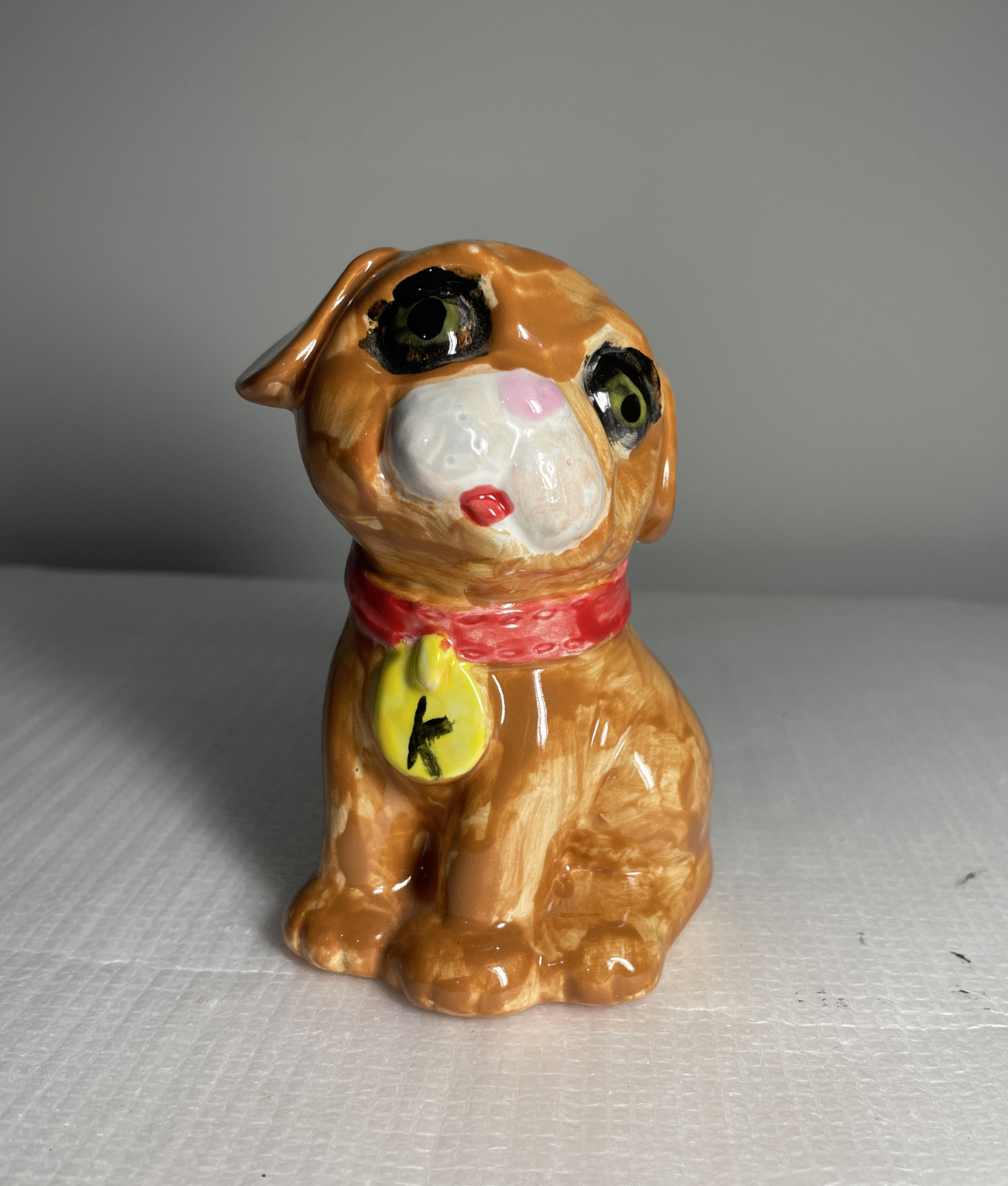 Pug Puppy Figurine Shelf Settlers Pinta crafts by gallery Pinta ceramic ...