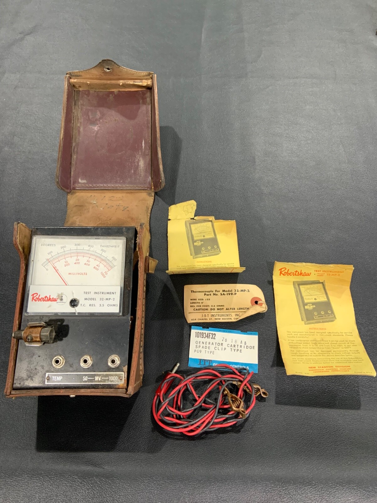 Vintage Robertshaw Model 32-MP-2 Test Instrument / Meter case | eBay
