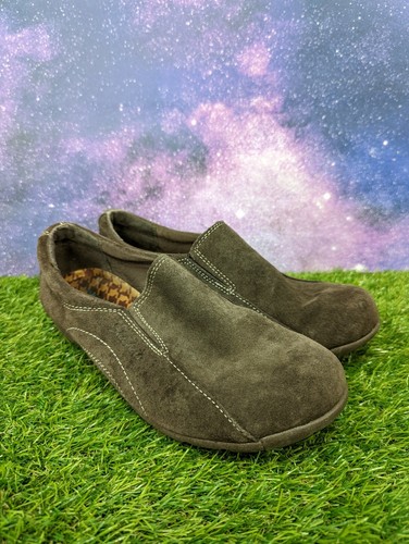 Skechers Suede Memory Form Fit Chocolate Slip On Women's Shoes Size 7.5 ...