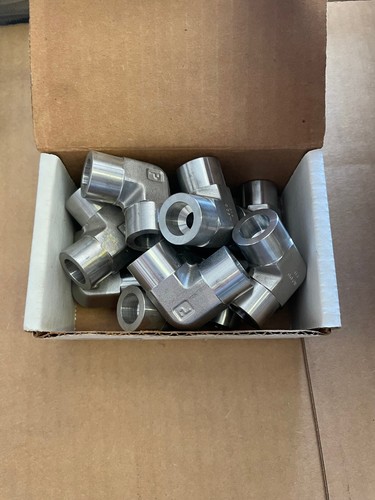 LOT OF 11 Parker 1/4 PS EW-SS Weldlok Adapter | eBay