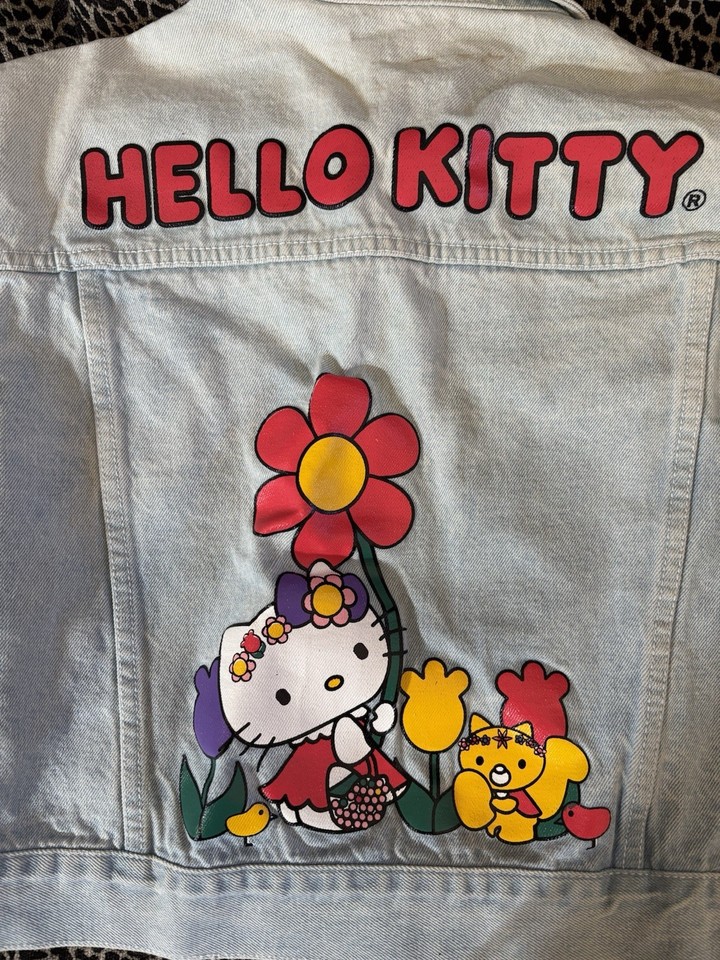 Women’s HELLO KITTY Blue DENIM Jean JACKET Cat Flower Rare Sanrio L XL ...