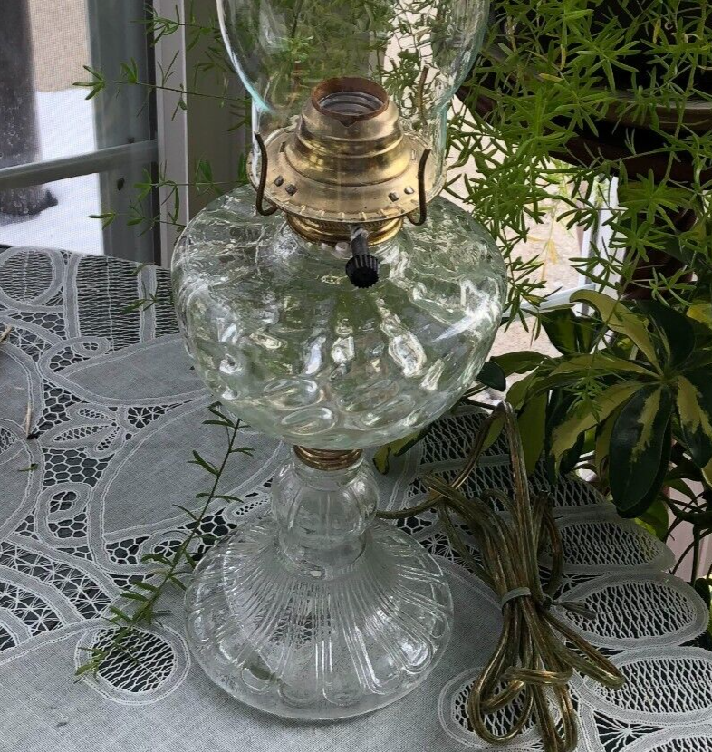 ANTIQUE REPRODUCTION OIL LAMP - CORDED ELECTRIC - CLEAR W/ "BUBBLES" | eBay