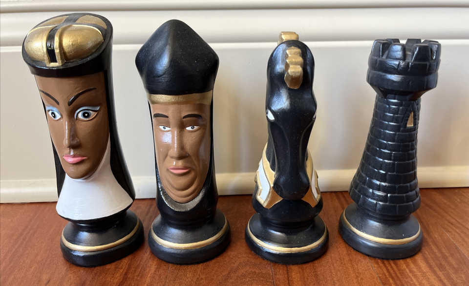 Duncan Mold Hand Painted Vintage Ceramic Medieval Chess Set 8" King ...