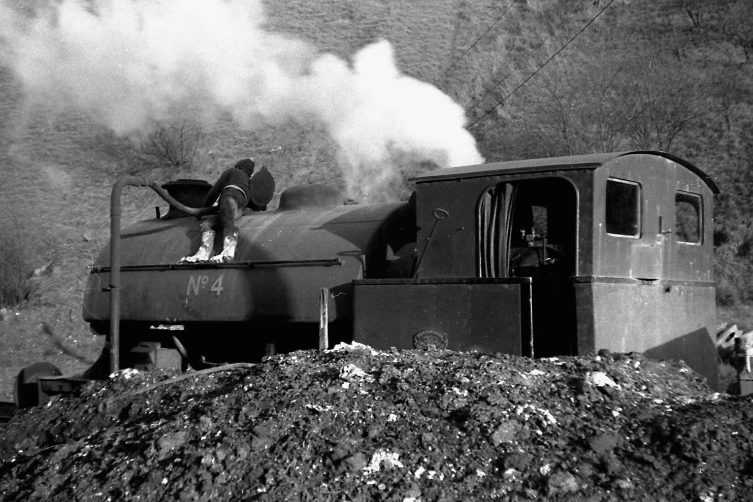 Swanscombe Quarry Steam loco No.4 taking water 1969 Rail Photo | eBay UK
