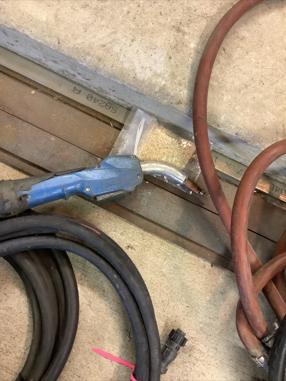 Miller MDX-250 MIG Welding Gun (1770037) for parts 662991614453 | eBay