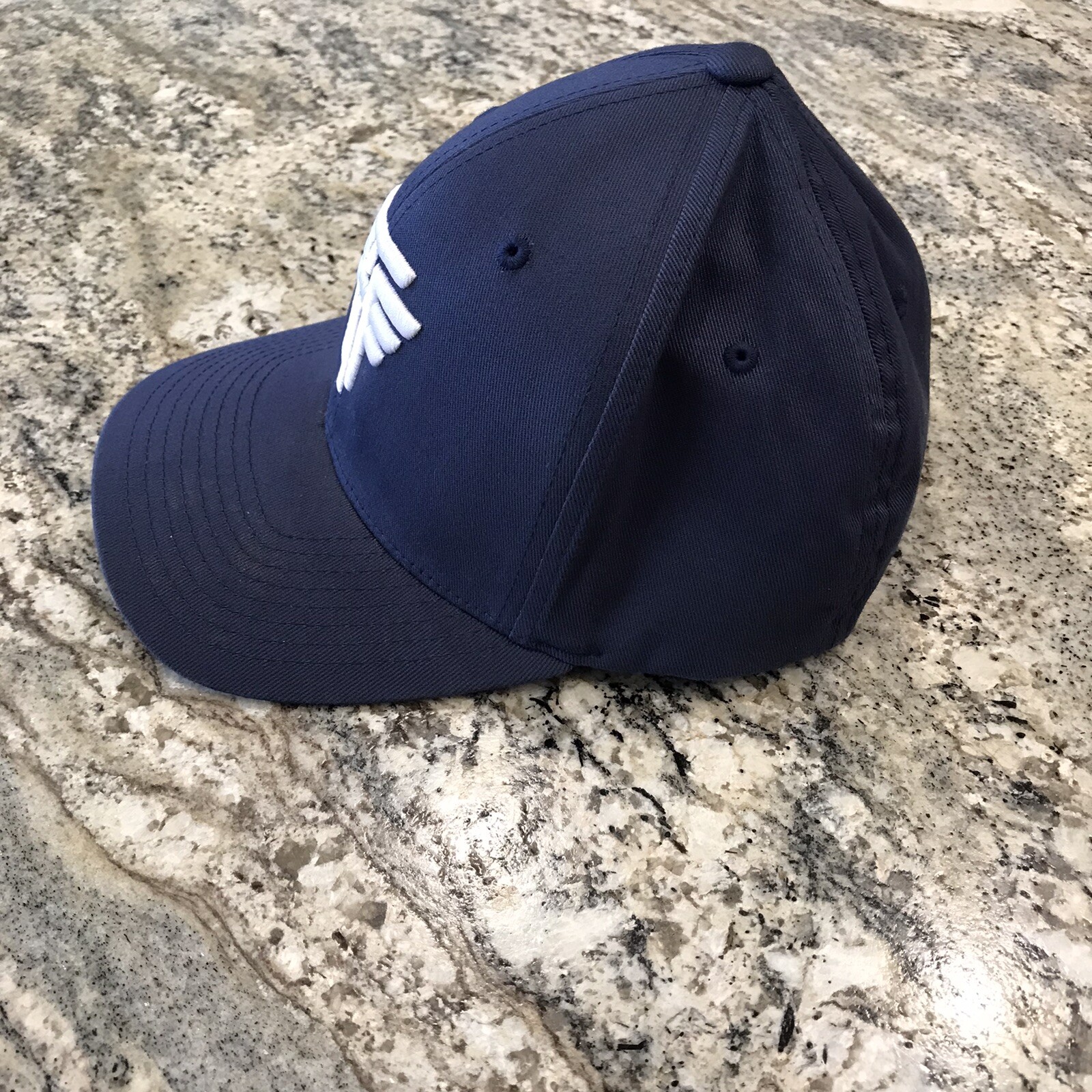 TH Tim Hawkins Mens Navy flex fit Hat Size Small Medi… - Gem