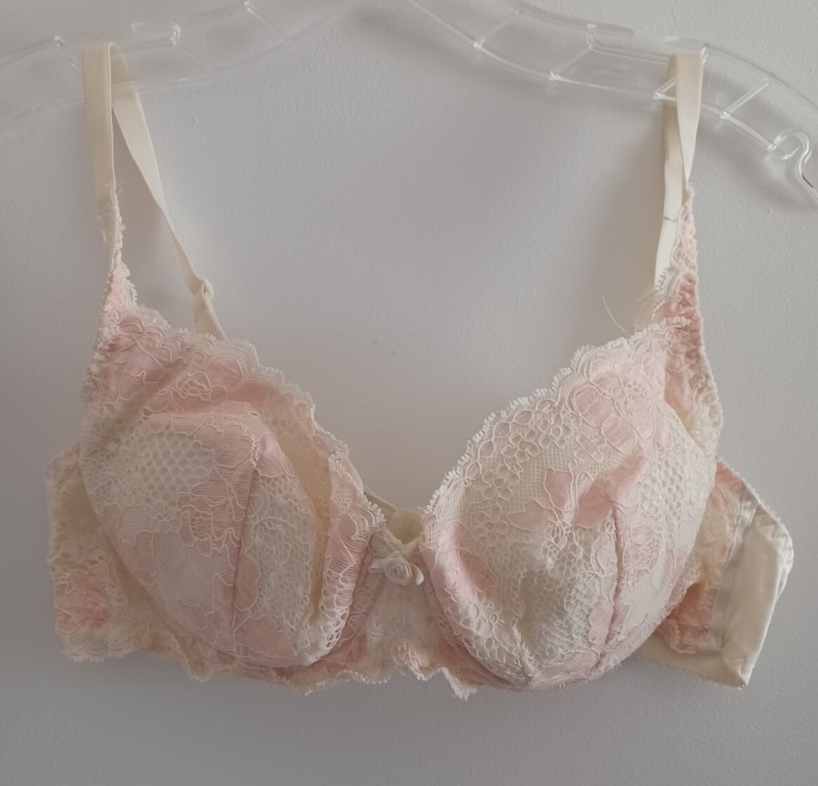 Victoria's Secret 3623 36B pink white Lined Demi Lace… - Gem