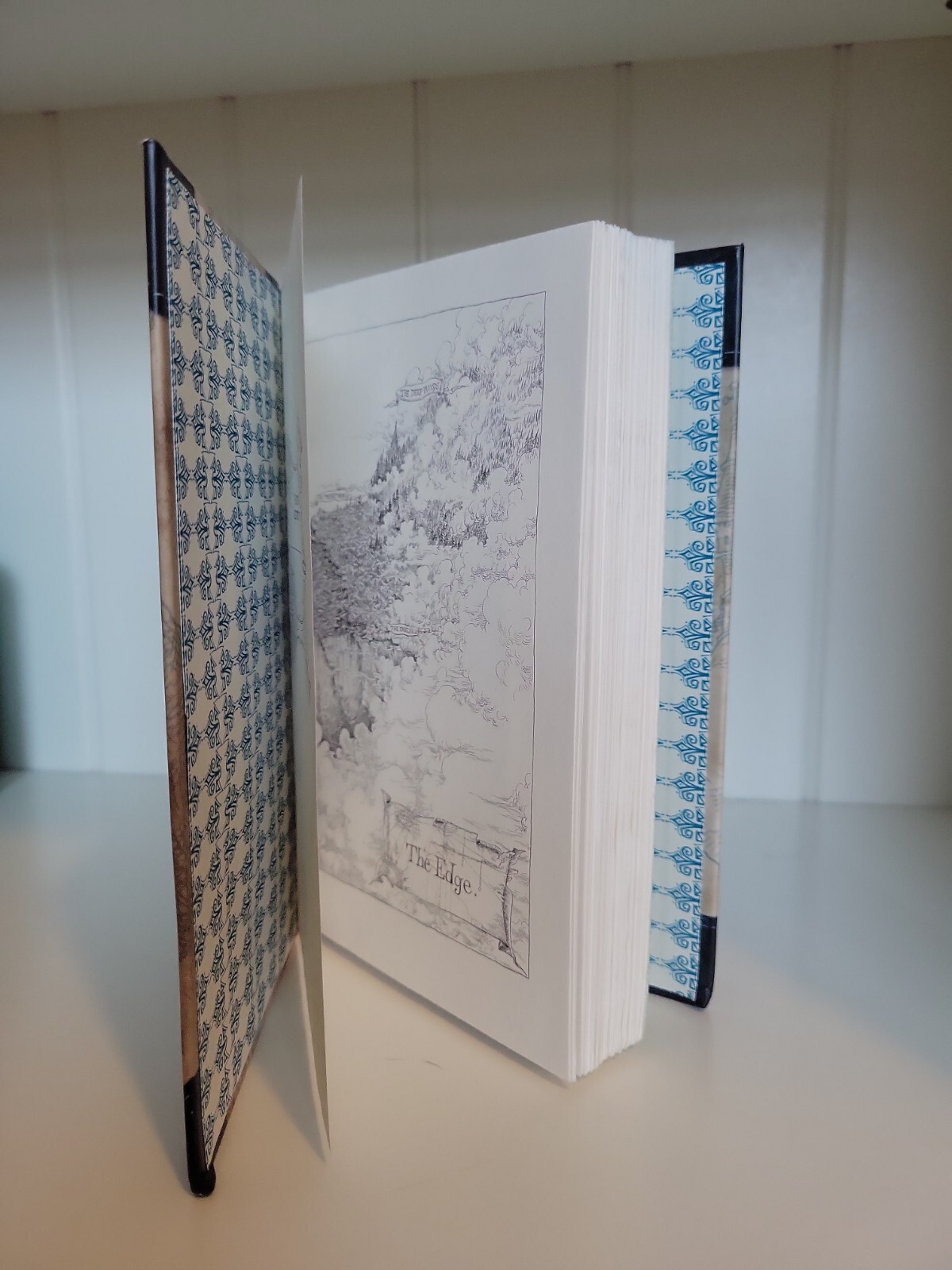 The Edge Chronicles Ser.: Midnight over Sanctaphrax by Chris Riddell ...