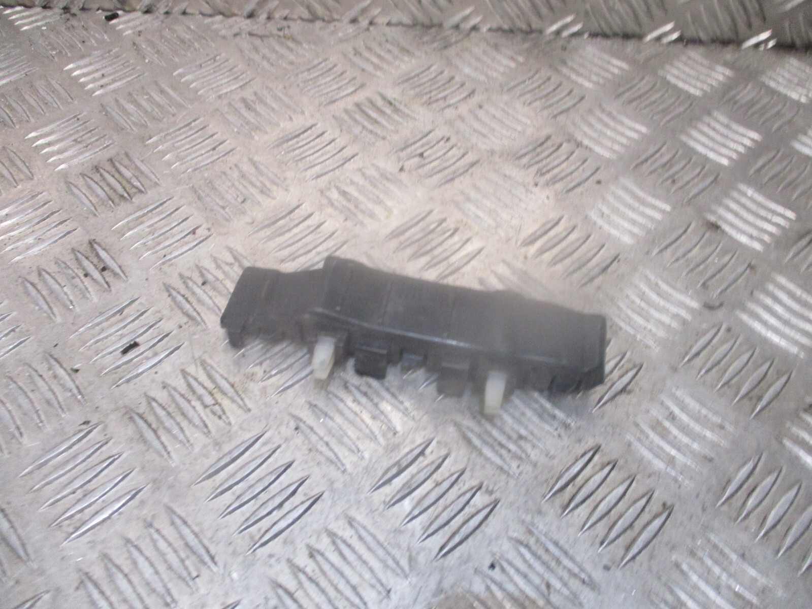 Hyundai I20 Left Bumper Bracket 86515-c8000 FRT LH 5dr for sale online ...