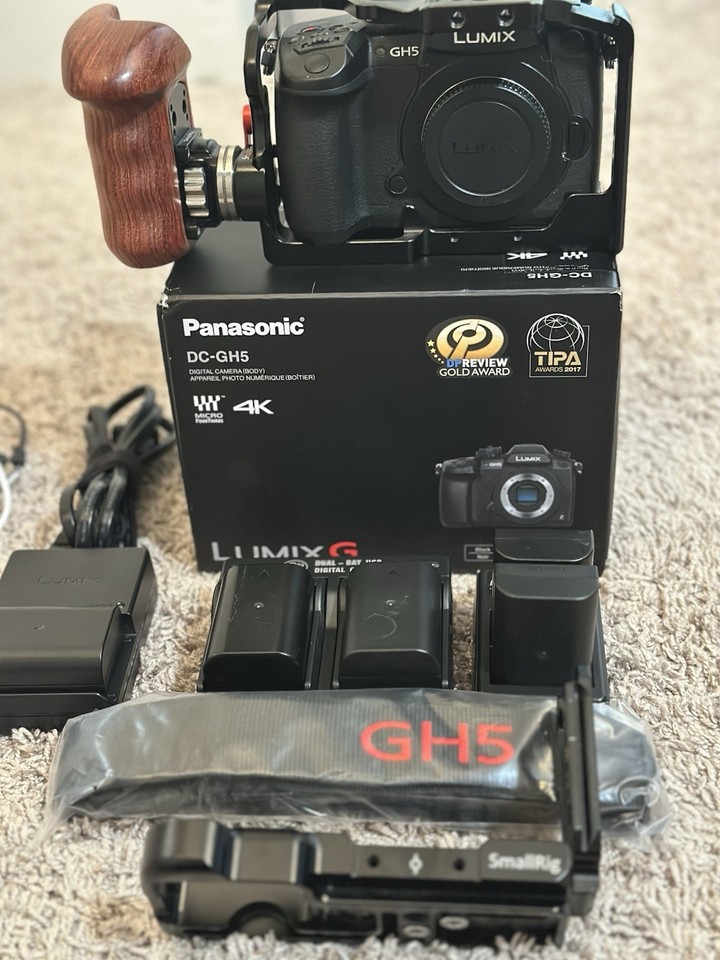 Panasonic Lumix GH5 Camera Accessory Bundle | 2x Cages + GoPro Fusion ...