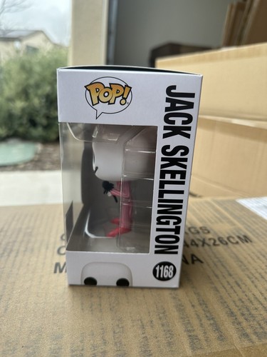 Funko Pop! Vinyl: Disney - Jack Skellington with Flower - Hot Topic ...