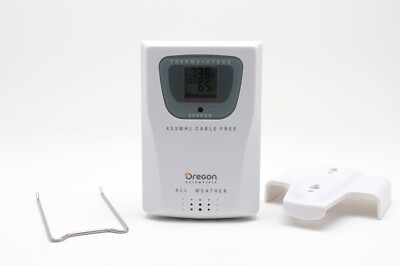 Oregon Scientific THGR268 Cable Free Remote All Weather Thermo-Hygro ...