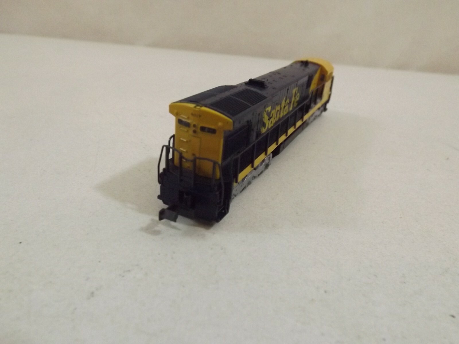 N gauge Kato Santa Fe C30-7 diesel engine in orig box (lot 48) | eBay