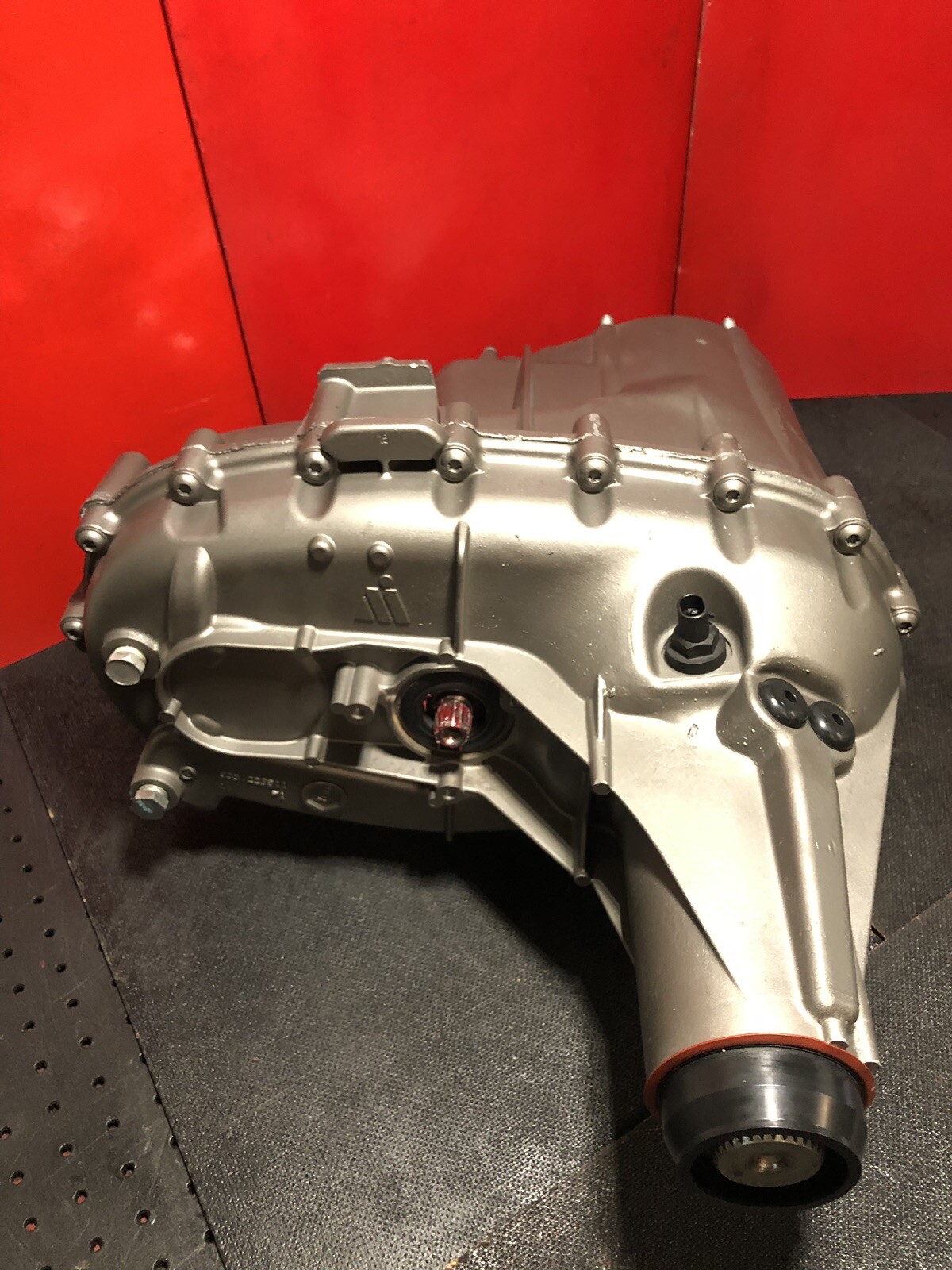 10-UP CHEVY 1626XHD ELECTRIC TRANSFER CASE, 33 SP IN & 31 SP OUT ...