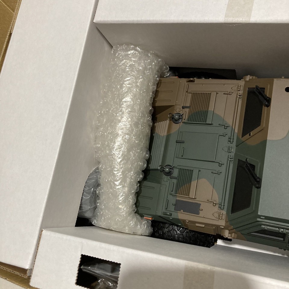 Kyosho Half8 LAV JGSDF Light Armored Vehicle Readyset Mini-Inferno ...