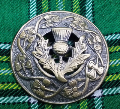 Scottish Kilt Fly Plaid Brooch Thistle Crest Antique Celtic Pin ...