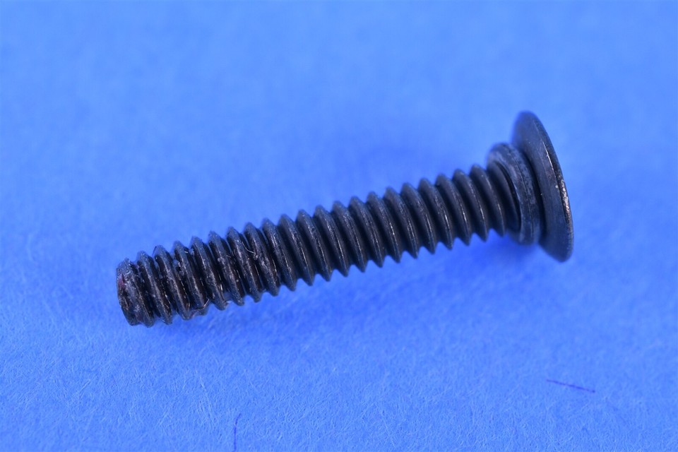 (50) 4-40 x 5/8" Machine Screws Six-Lobe Torx Black Oxide Stainless ...