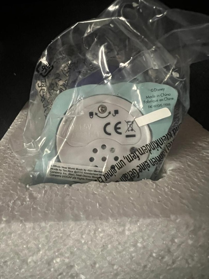 2019 Disney Store JASMINE AND ALADDIN Singing Living Magic Sketchbook ...