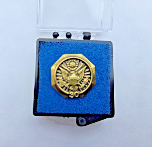 US 30 Year United States Federal Government Service Lapel Pin with Case ...