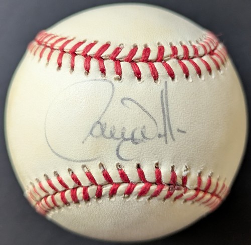 Larry Walker Signed Autographed Baseball JSA MLB Expos Rockies Canadian ...