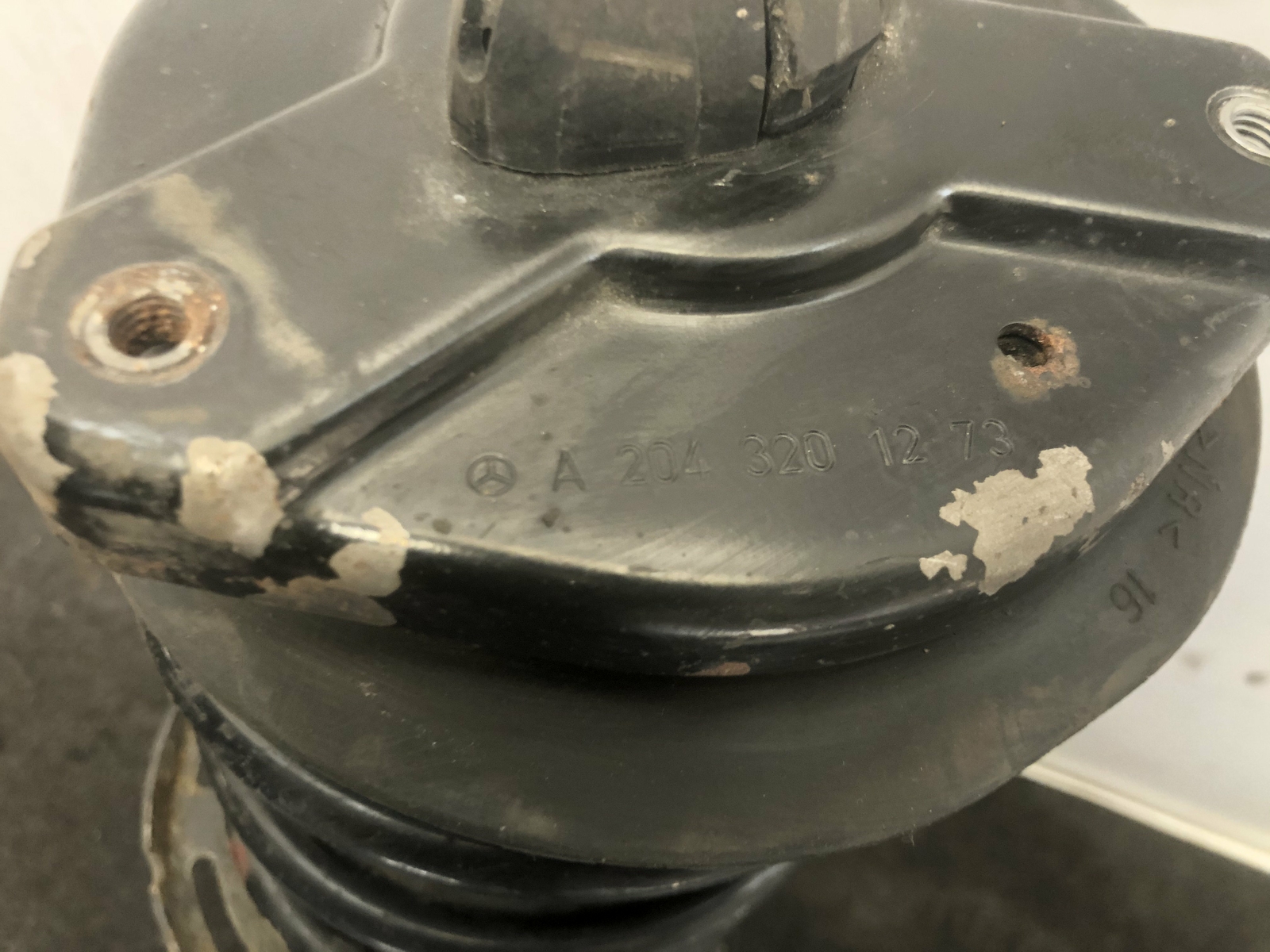 MERCEDES-BENZ W204 C 250 CDI Front Right Shock Absorber RWD 2009 ...