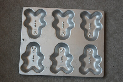 Wilton Mini Gingerbread Man Cake Pan Tin Cookies 6 Molds Party Holiday ...