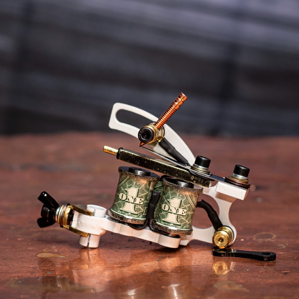 Handmade tattoo machine medium liner 5-14rs, Running 140-145 Hz @ 4.5 V ...