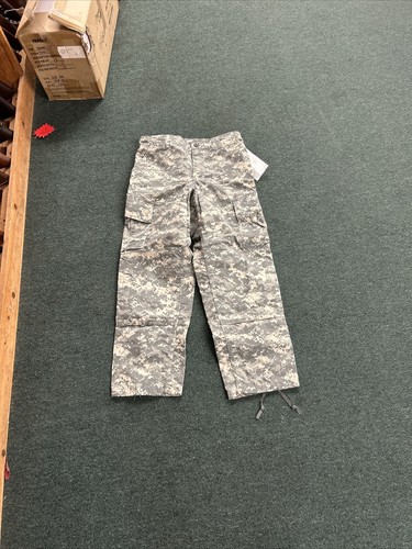 U.S. Army Military Issued Digital Camo Perimeter Insect Guard Trousers ...