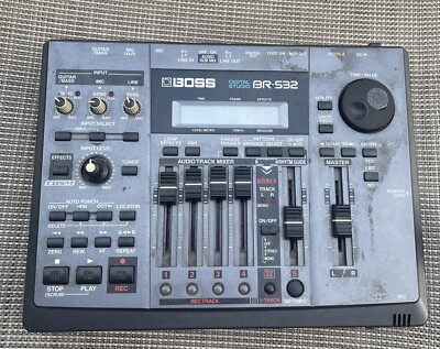Boss BR-532 Digital Studio Compact 4-Track Recorder w/32mb Card - No ...
