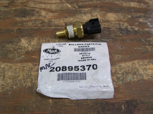 OEM Mack Bulldog Parts 20895370 Temperature Sensor 64mt2123m for sale ...