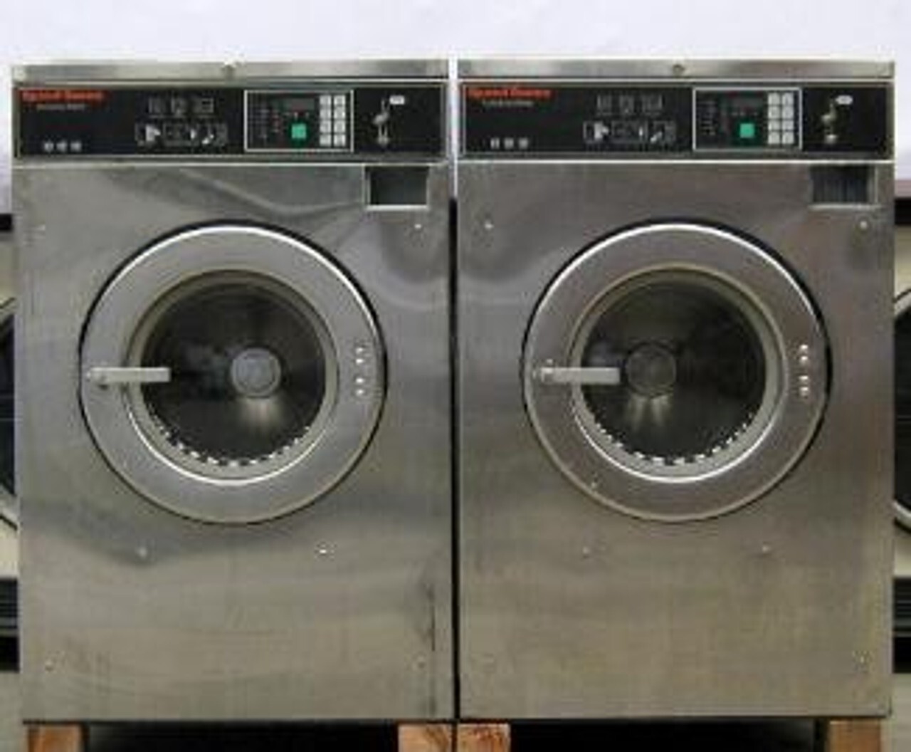 Speed Queen Front Load Washer Coin Op 30lb, 3PH, Model: SC30BY2OU60001 ...