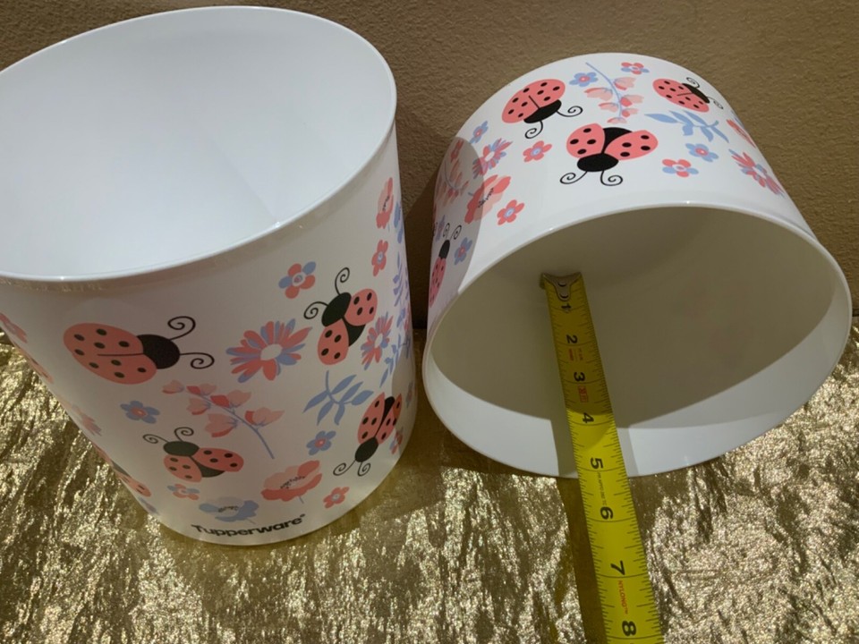 New UNIQUE Bright Tupperware Set/2 Cubix Round Pink Ladybugs Canisters ...