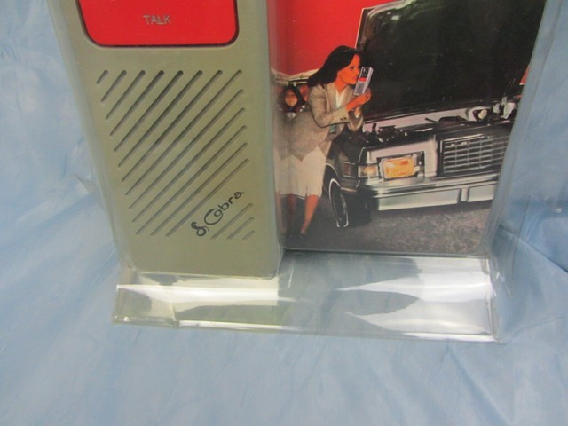 Vintage Cobra 40 Channel SOS Emergency 2 Way CB Mobile Radio Model 39 ...