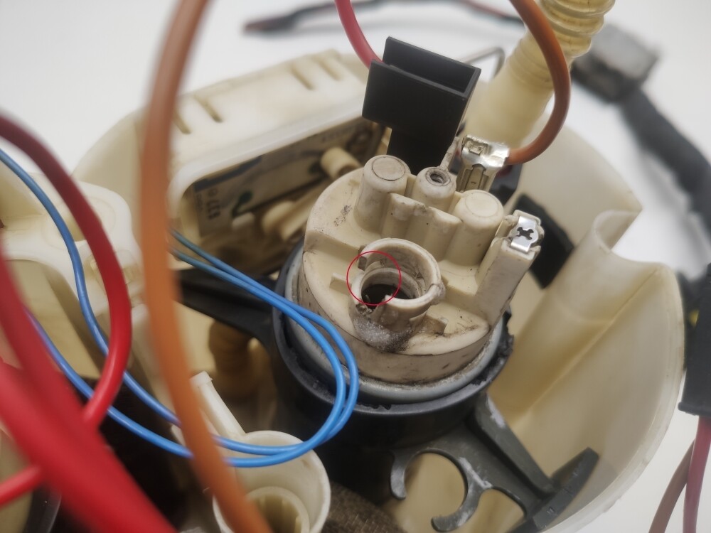 MERCEDES BENZ E55 AMG W211 2003 FUEL TANK PUMP DAMAGE A2114701794 | eBay UK
