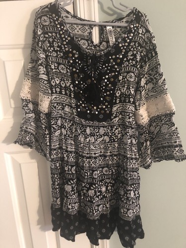 Beautees Girls Black & White Bell Sleeve Crochet Lace Tie Back Dress ...