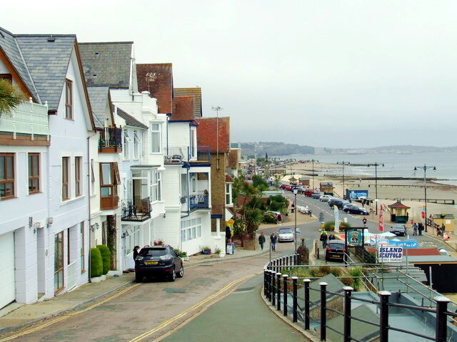 PHOTO SHANKLIN ESPLANADE A VIEW NORTHWARDS ALONG THE SEAFRONT AT ...