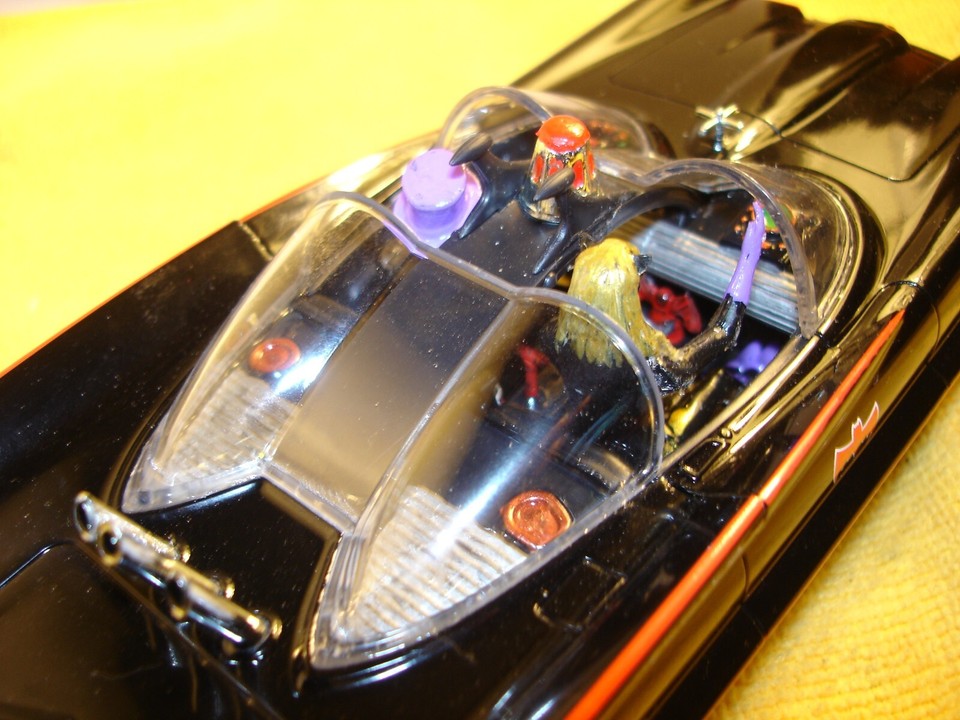 Vintage 60's Batmobile Penguin & Catwoman slot car 1/24 offered by MTH ...