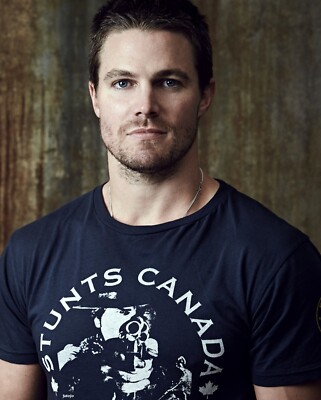 STEPHEN AMELL 8x10 PHOTO * | eBay