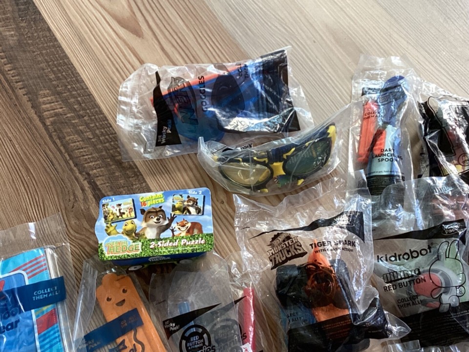 SEALED Lot Of 30 Sonic Wacky Pack Toys For Party Bags ~ Reward Box | eBay