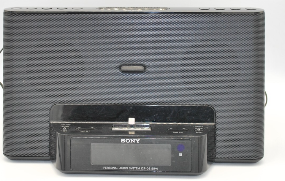 Sony Docking Station Dream Machine iPhone/iPod Dock, ICF-DS15iPN W ...