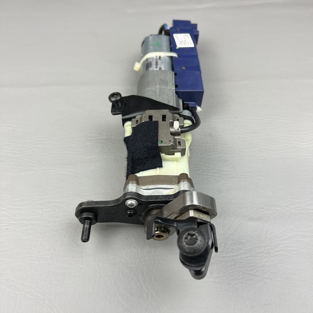 Audi Q5 Rear Left Driver Side Tailgate Trunk Lift Hatch Motor Unit ...